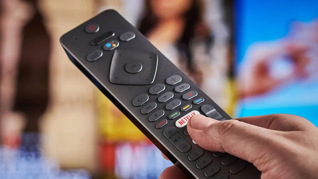 8 Smart Ways to Upgrade Your Smart TV (Plus How AI Is Making Tech ...