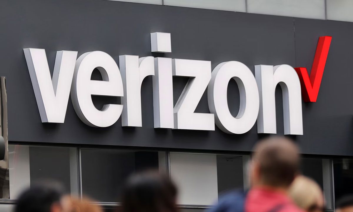 Major Verizon Network Outage Disrupts Calls and Data Across the U.S ...